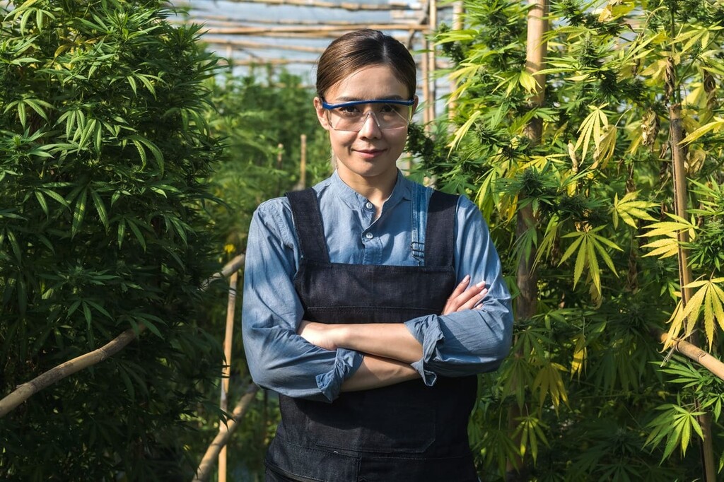 8 of the Most Influential Women in the Cannabis Industry - RQS Blog
